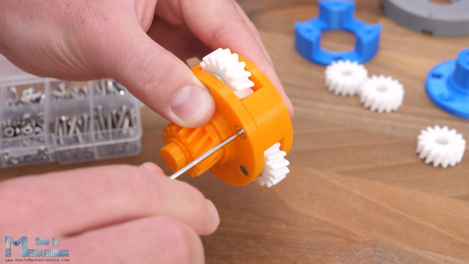 How Planetary Gears Work - 3D Printed Planetary Gearbox Design and Test