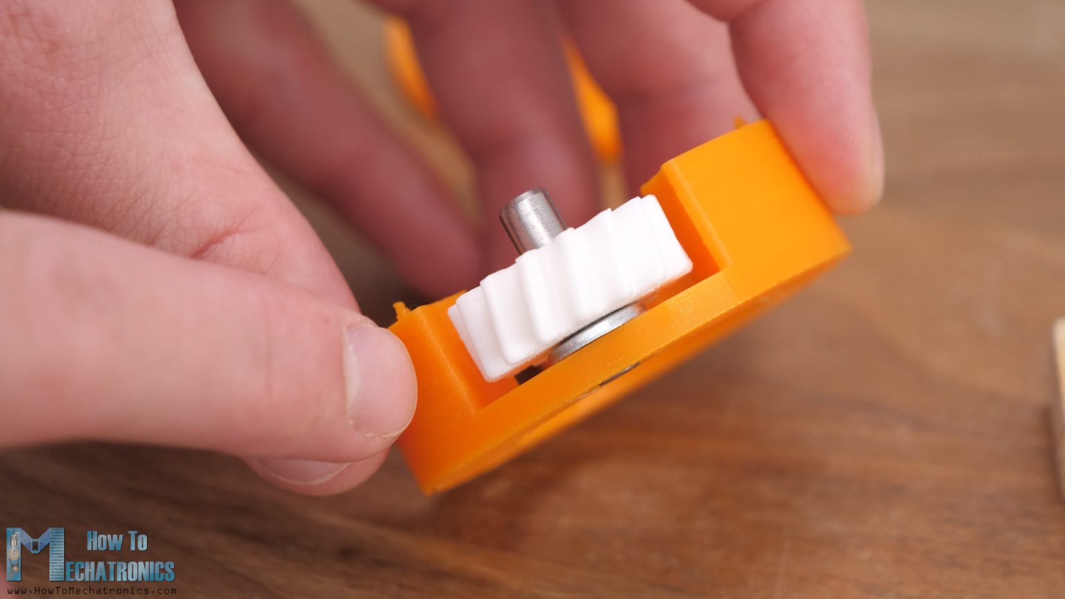 How Planetary Gears Work - 3D Printed Planetary Gearbox Design and Test