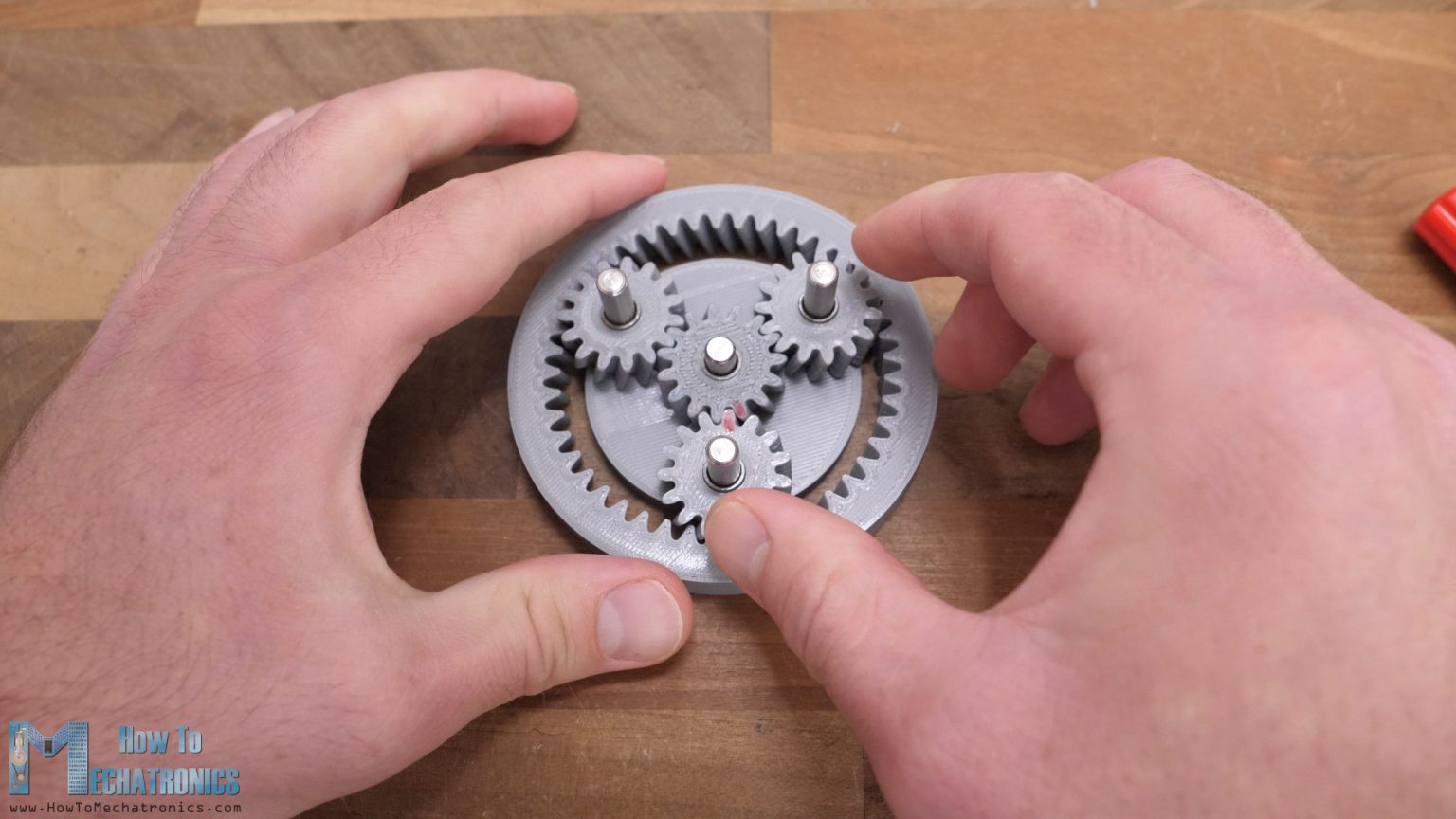 How Planetary Gears Work - 3D Printed Planetary Gearbox Design and Test