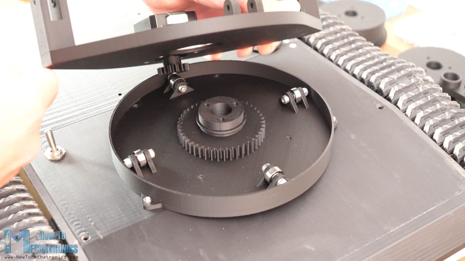 NERF Minigun Turret for the 3D Printed RC Tank